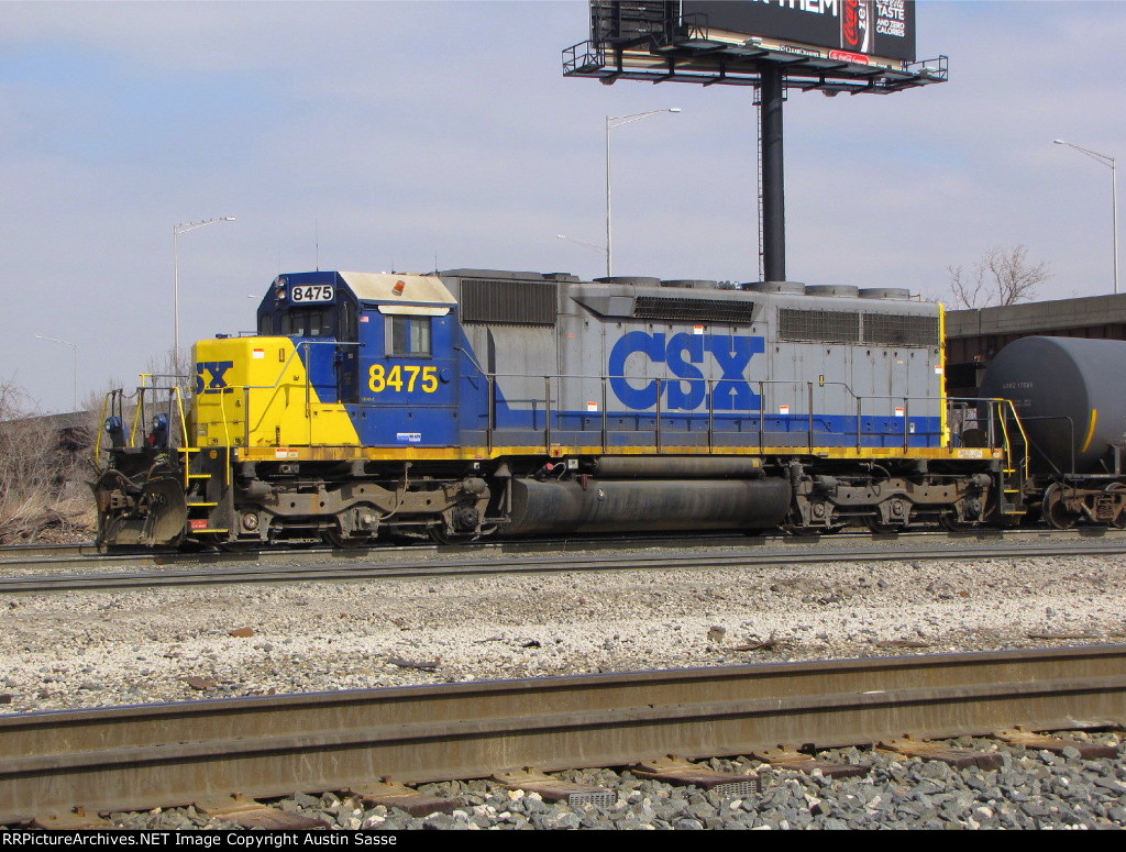 CSXT 8475